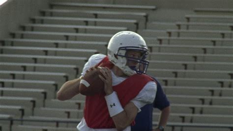Watch Friday Night Lights Season 2 Episode 2 Bad Ideas Paramount