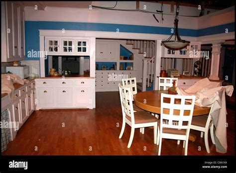 Lynettes Kitchen Behind The Scenes Of Desperates Housewives Stock