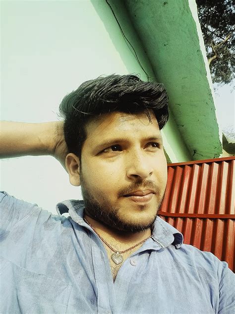 Nitish Kumar Oll Friends Group