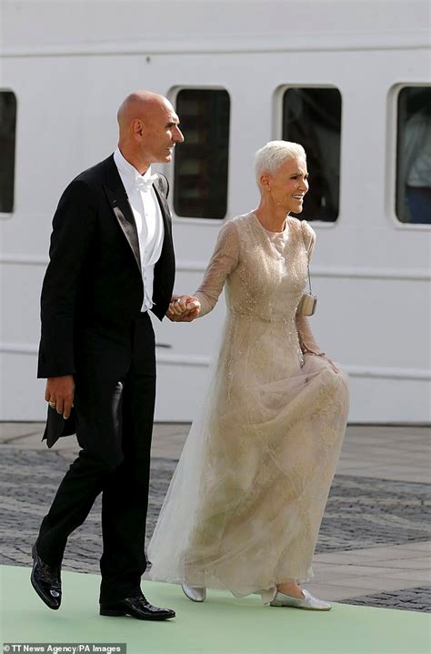 Roxette Star Marie Fredriksson Dies Aged 61 Marie Fredriksson Pretty