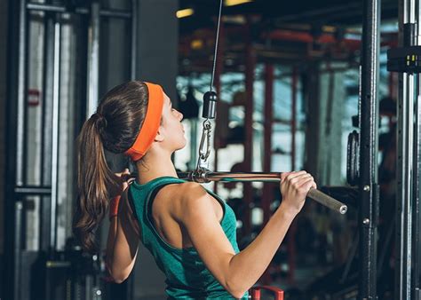 The Best Chest And Tricep Workout Routine Made For Women By Women
