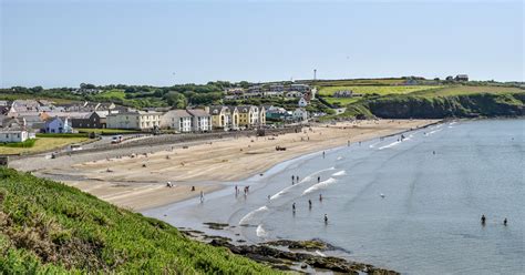 Broad Haven Beach Pembrokeshire Beaches In Pembrokeshire