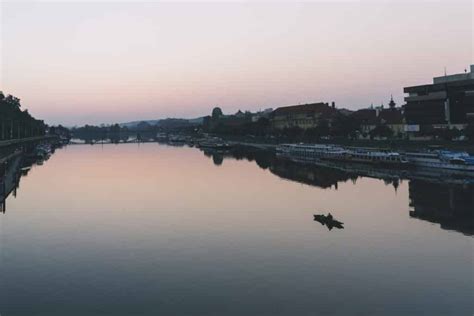 5 Reasons For Photographing The City At Dawn Learn Photography By