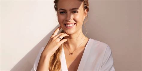 Selection For Her Junod Lausanne