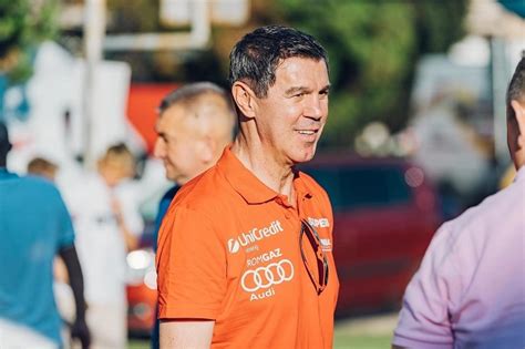 Mihai Leu, în stare critică. Fostul mare pugilist a fost transportat cu un elicopter SMURD de la ...