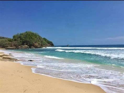 Pantai Gondo Mayit Solusi Liburan Hemat Dengan Nuansa Alam Yang Asri Radar Madura