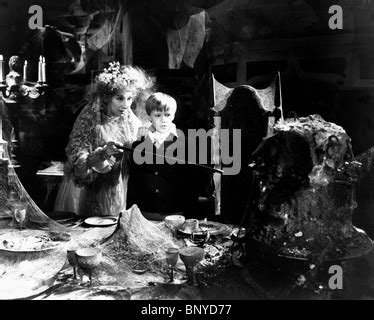 Martita Hunt Anthony Wager Great Expectations 1946 General Film