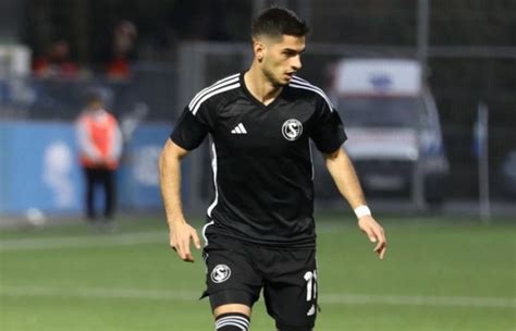 Neftchi Wants To Include Rufat Abdullazade In Its Squad Bakuws News Site Latest News And