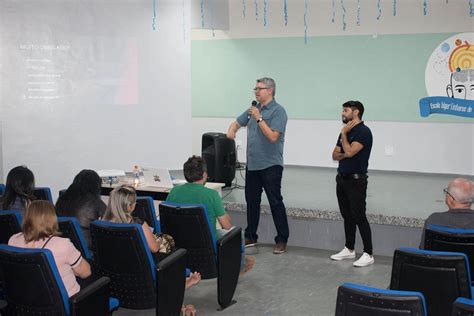 Sobral Ce E A Educação Pela Paz Bit Editora