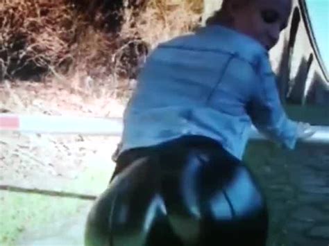 Pearl Juice On My Pants Nr1