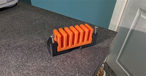 Silicon Brush Insert For Decontaminator Purge Bucket By Recrudesce