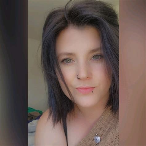 Brooke Wright Sales Coordinator Acedoors New Zealand Linkedin