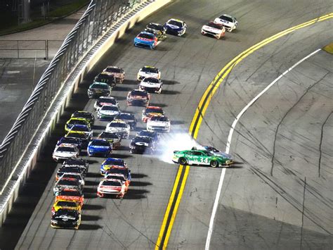 Tyler Reddick Survives Early Daytona Crash To Earn Nascar Playoff Spot