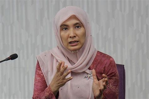 Siti Hajar Baharuddin On Linkedin Nurul Izzah Capable Appointment As Adviser Not A Liability