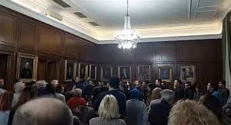 Upad U Maticu Srpsku Prekinuta Svetosavska Akademija