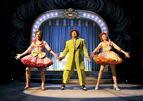 Follies Theatre Reviews