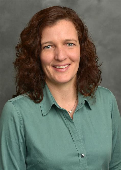 Carrie Devries