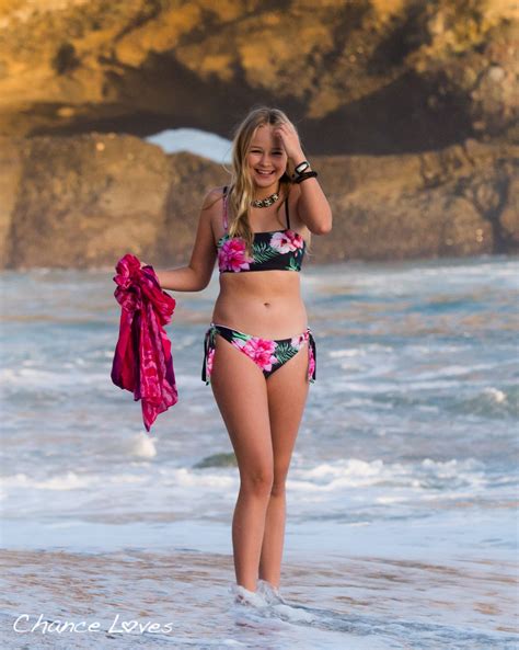 Tropical Black Pink 2 Piece Floral Girls Bikini Set Padded Bandeau Top