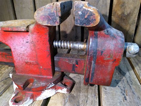Vintage 4 Inch Bench Vise Heavy Duty Cast Iron Workshop Tool With