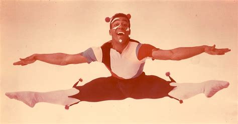 Louis Johnson I For Color