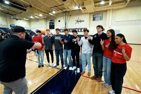National Signing Day See Where San Antonio Athletes Are Headed For College Yahoo Sports
