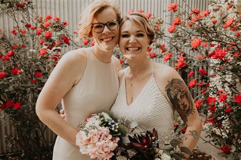 Learn About This Couples Simple Elegant And Eclectic Wedding