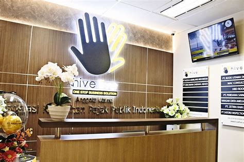 Home Hive Five Makassar