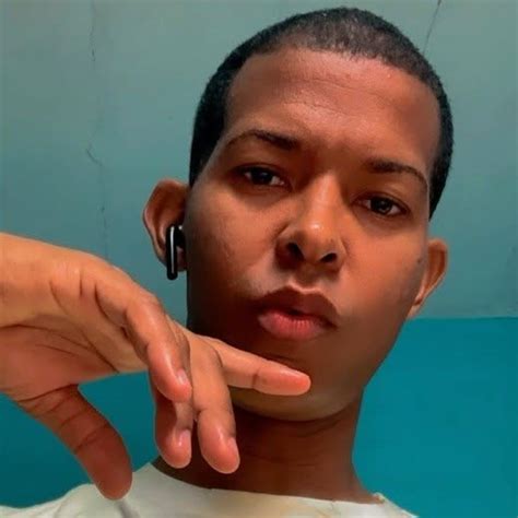 Manuel Reñe Pileta 6330 Manu • Threads Say More