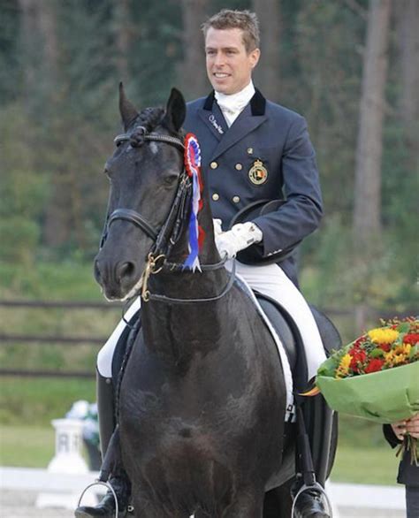 Bijzondere Dressuurhengst Adel 357 Overleden Landbouwleven