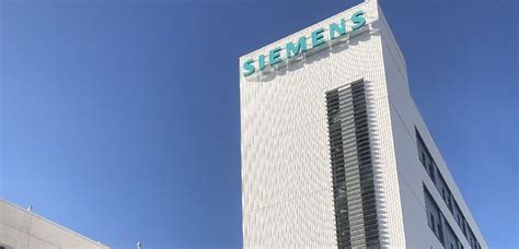 Siemens Vende Un Edificio De Oficinas De 13088 Metros Cuadrados En