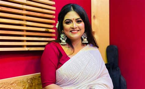 দুর্গাপূজায় শিলা দেবীর দুই গান চ্যানেল আই অনলাইন