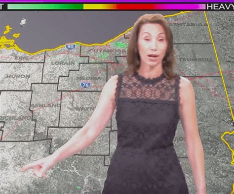 Betsy Kling Puts On A Show In Lace Rcurvynewswomen