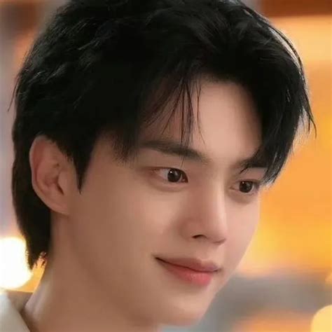 Chat With Jeong Gu Won 1 Text Or Voice Enjoy Ai Chat Free And Safe