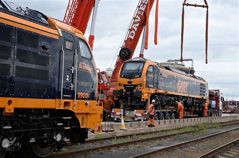 First Gb Railfreight Class 99 Locomotives Arrives In The Uk