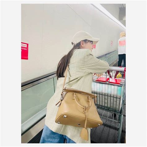 福原遥さんのインスタグラム写真 福原遥instagram「 コストコに行って 大はしゃぎな福原でした🛒 はるかふく」11月27日 22時48分 Harukafofficial