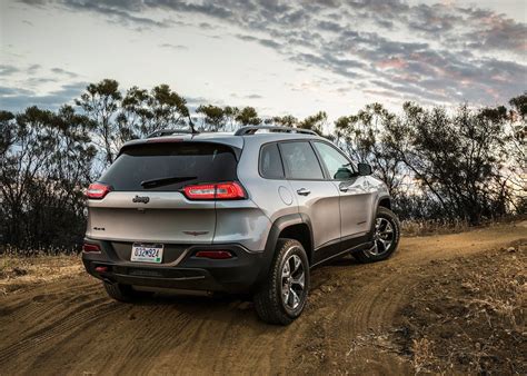 Jeep Recalls 2014 Cherokee Over Transmission Defect Autoevolution