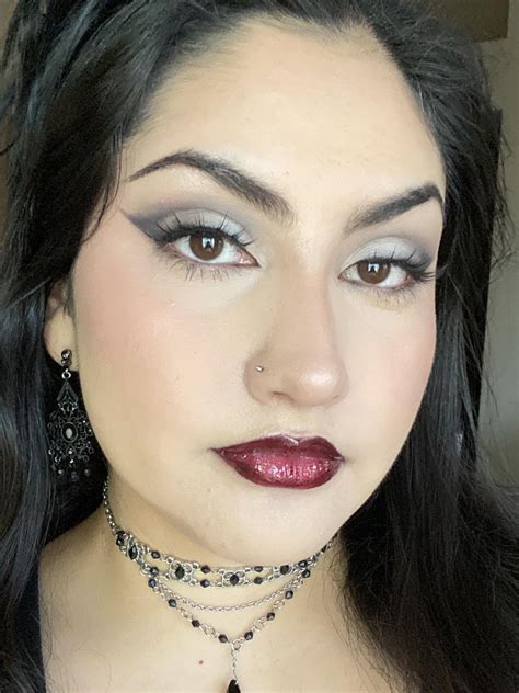 Get The ‘vampy Lip Look Penny Adams Makeup