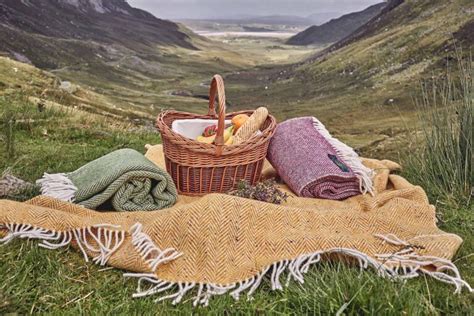 Throws Handwoven Tweed