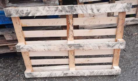 משטחי עץ למרפסת מידות סוגים ואיפה קונים אדנית אתר עיצוב מרפסות