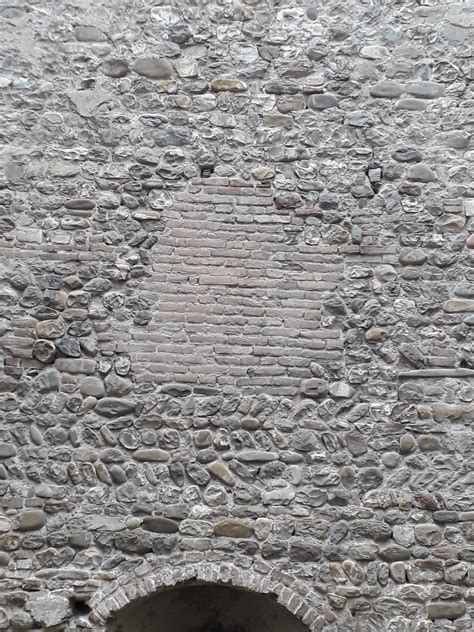 Consolidamenti Tradizionali Lo Scuci Cuci Il Capochiave