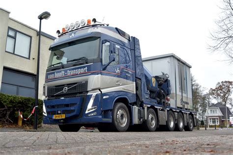 De Krachtpatser Van Van Hooft