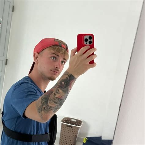 Loris Loriszappala9 • Threads Say More