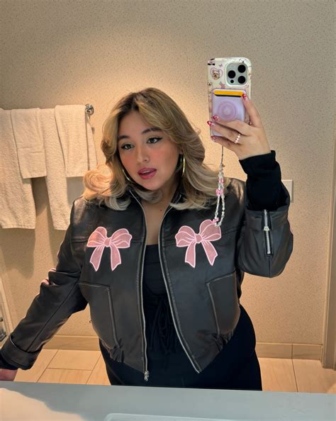 Esperanza Gonzalez Ive Never Been More Confused In My Life 11espi