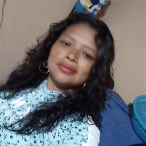 Wendy De Leon Youtube