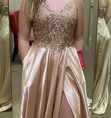 Champagnerose Gold Colored Formal Dress With Beautif Gem