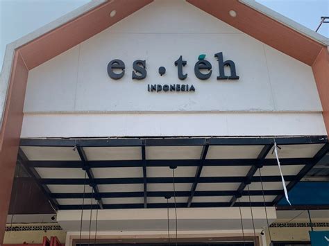 5 Kejadian Viral Esteh Indonesia Bikin Ukuran Jumbo Hingga Karyawan Dapat Insentif Tinggi