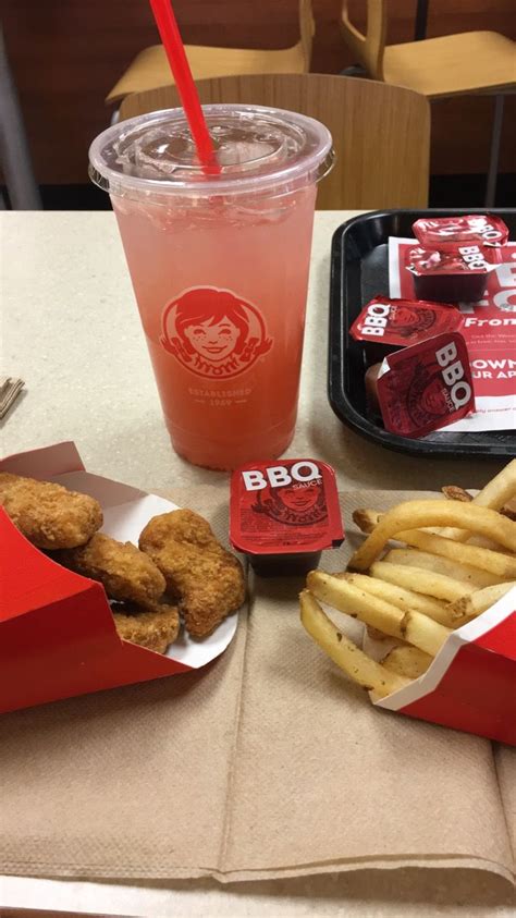 Love Wendys Strawberry Lemonade