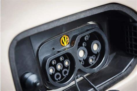 Yue Mini Giá Chỉ Từ 194 Triệu Đồng