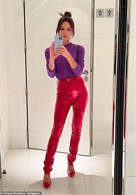 Victoria Beckham 48 Shows Off Her Incredibly Youthful Visage While