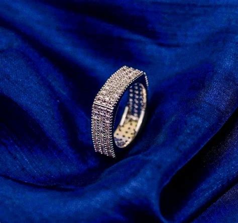Natural Diamond Couples Matching Band At Rs 150000piece Couple Bands